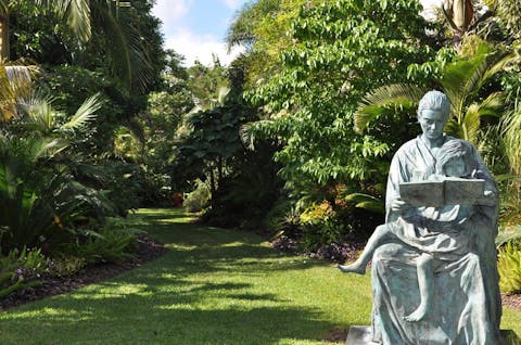 The Sultan, Florida, United States | Plum Guide