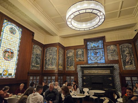 The Royal Dancer, South Kensington, London | Plum Guide