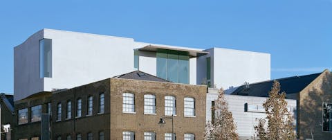 Mandeville, London, England | Plum Guide