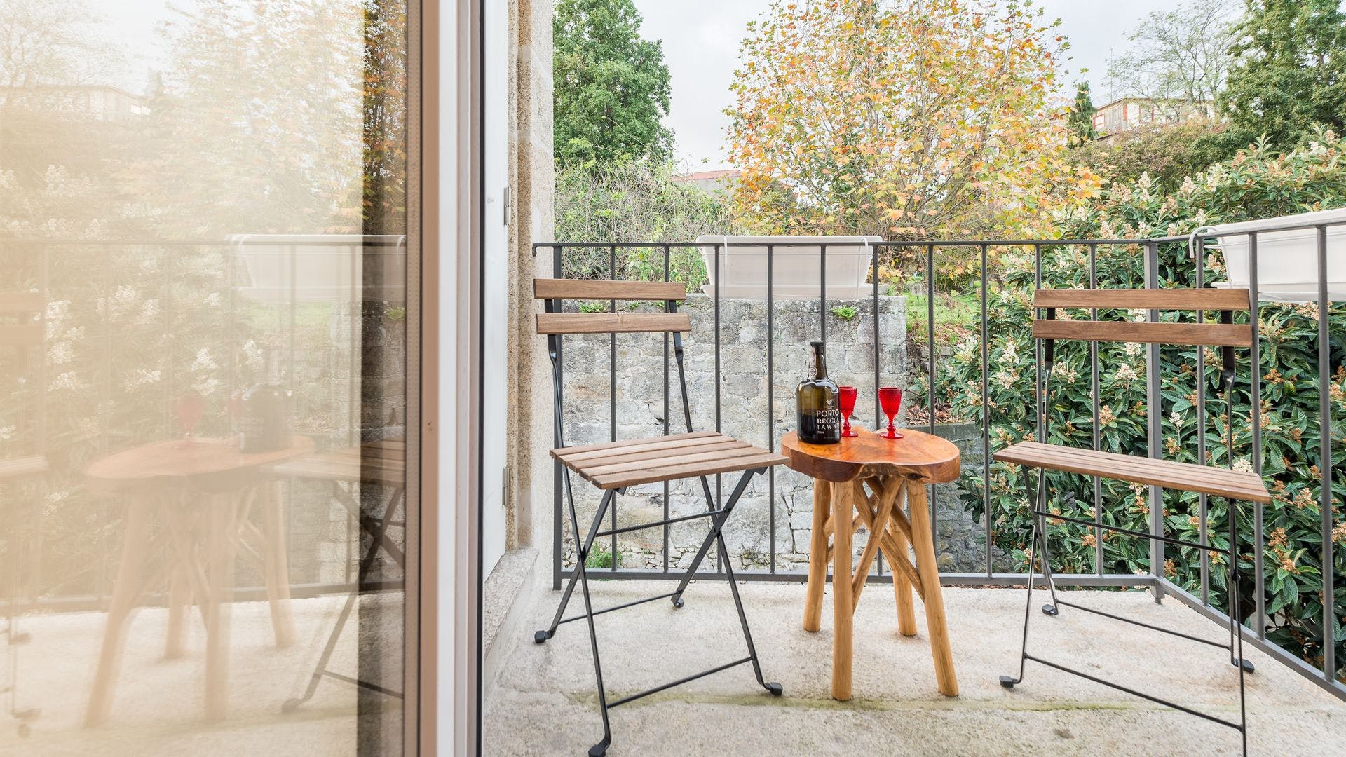 Port & Stars, Porto | Plum Guide