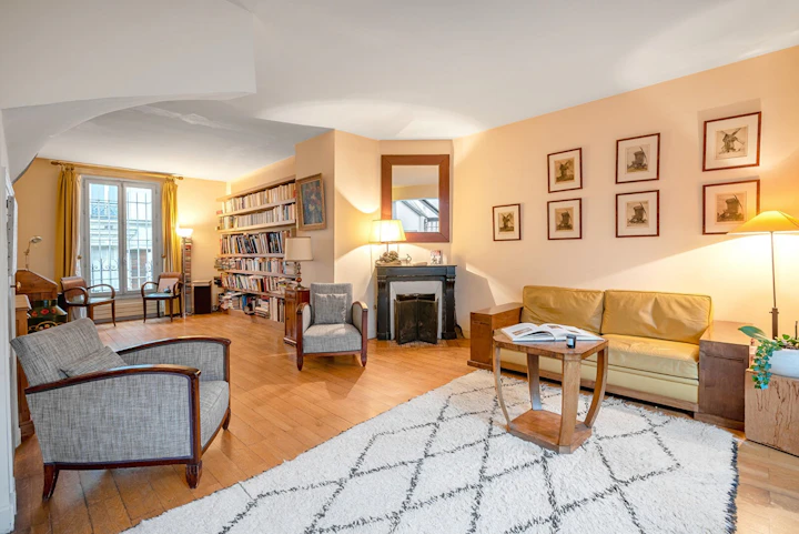The Yellow Bleu, Plaisance, Paris | Plum Guide