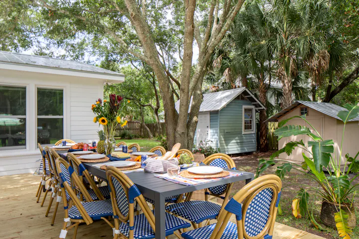 Sunflower Tea Party, South Carolina | Plum Guide