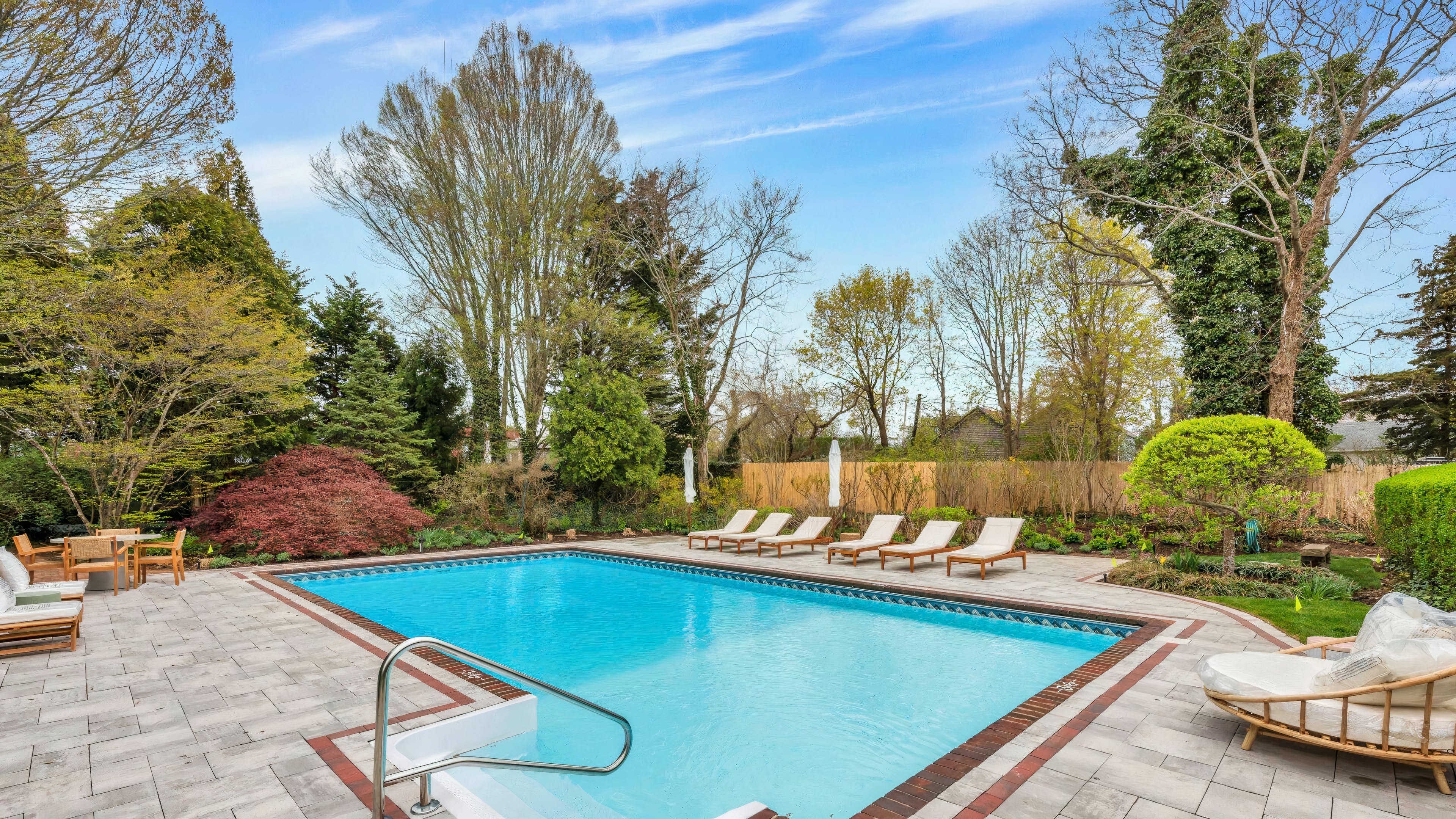 The Portrait Painter, Southampton, The Hamptons | Plum Guide