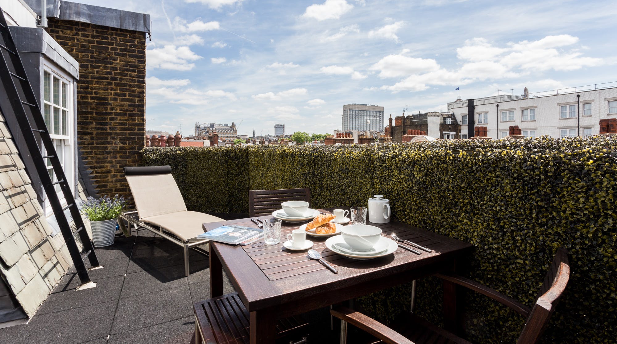 Bentinck Penthouse Studio, Marylebone, London | Plum Guide