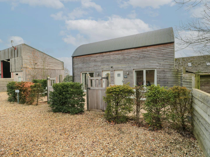 The Cotswold Barn, Oxfordshire, England | Plum Guide