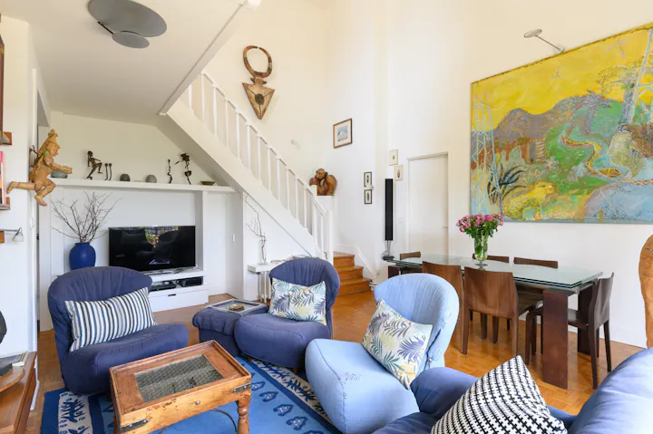 The Puppet Show, Paris, France | Plum Guide