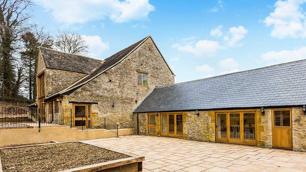 6 Ensuite Bedrooms Cotswold Barn  - Waterhead Barn - Kingham