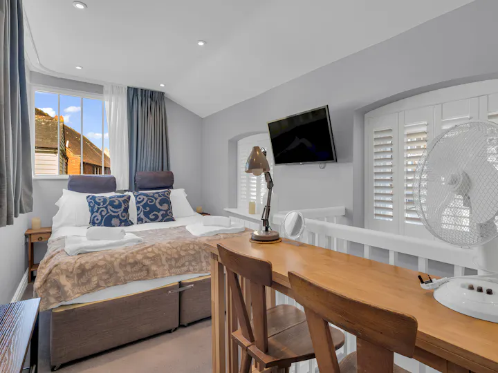 A Wicker Window, Canterbury, Kent | Plum Guide