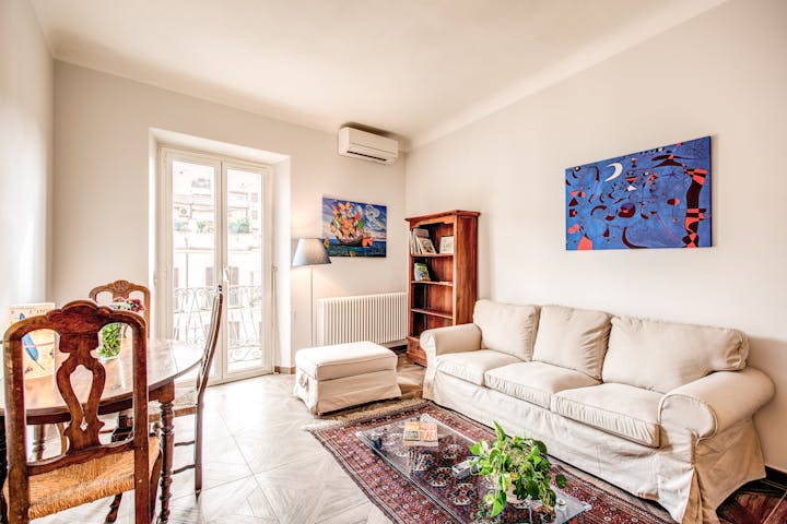 Stay in the best homes in Rome Capital, Lazio, Italy | Plum Guide