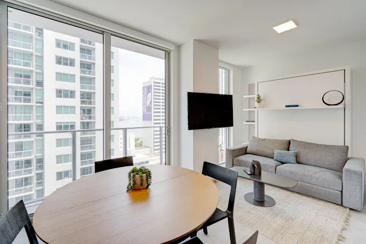 Mojo Island, Miami, Florida | Plum Guide