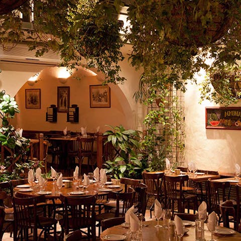 Puttering Along, Primrose Hill, London | Plum Guide