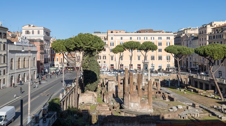 Stay in the best homes in Rome Capital, Lazio, Italy | Plum Guide