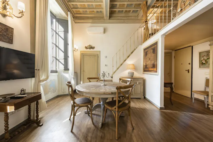 A Sprinkle of Magic, San Giovanni, Florence | Plum Guide