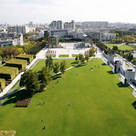 La Tour Bleue, Auteuil, Paris | Plum Guide