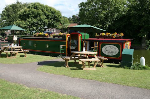 Lake View, Devon, England | Plum Guide