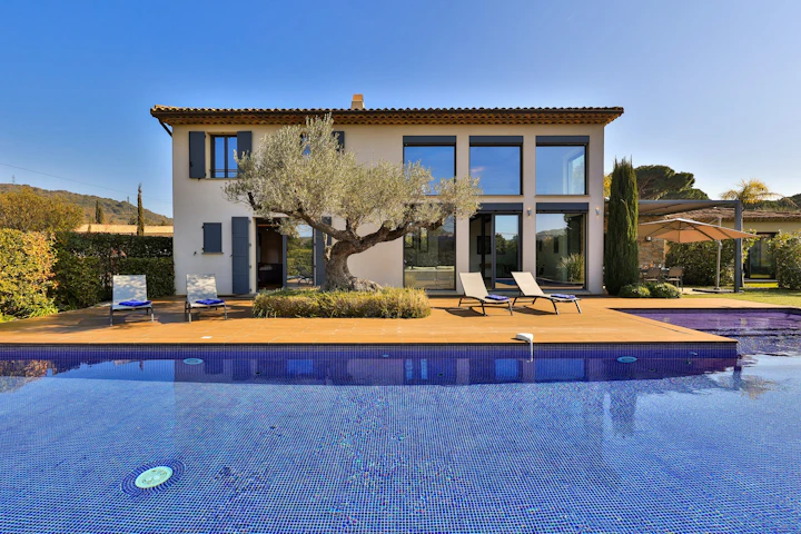 Pearls of Wisdom, Grimaud, Var | Plum Guide