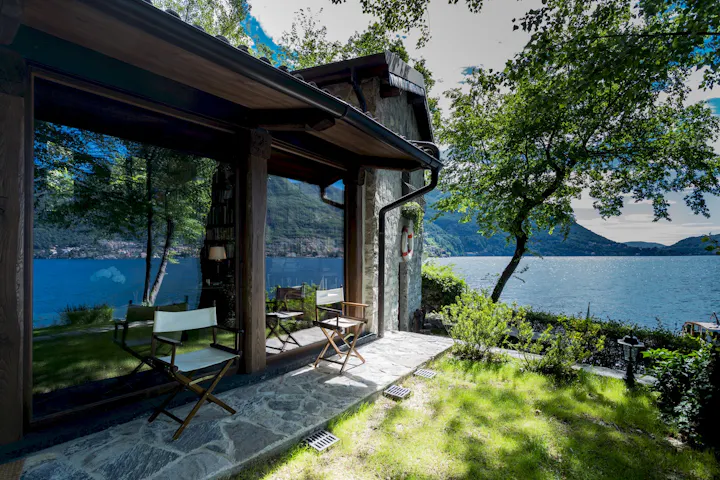 Secret Window, Como, Lombardy | Plum Guide