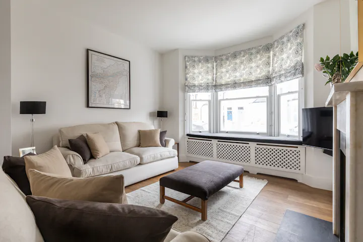 The Sharp West Londoner, London, England | Plum Guide