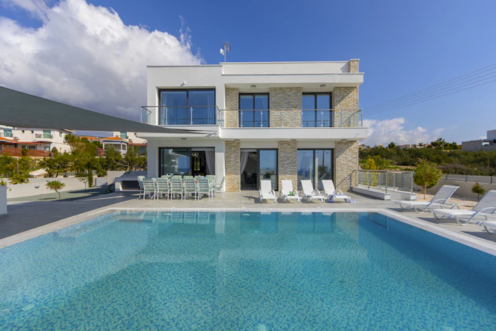 See Clearly, Paphos, Cyprus | Plum Guide