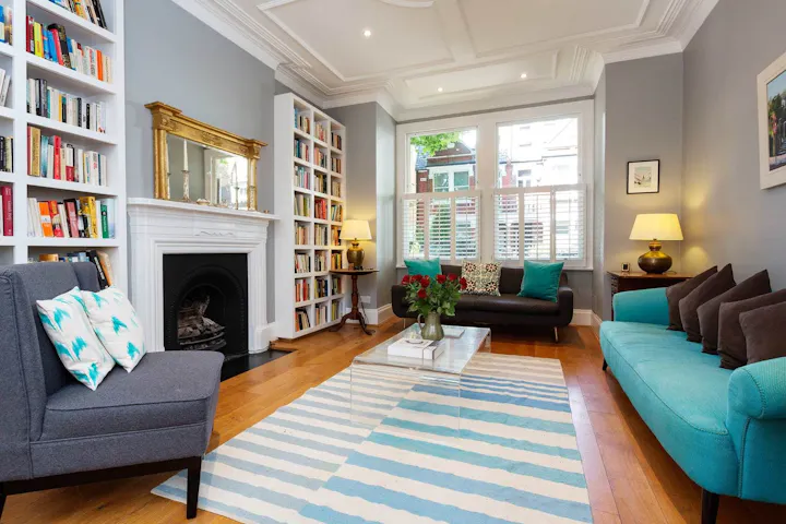 Swivel & Slide, London, England | Plum Guide