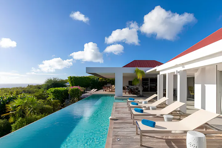 The Colorful Sea | Plum Guide