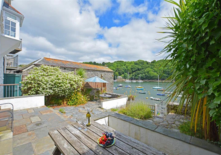 Fisherman's Fancy, Fowey, Cornwall | Plum Guide