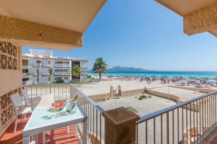 Beside the Seashore, Alcúdia, Majorca | Plum Guide
