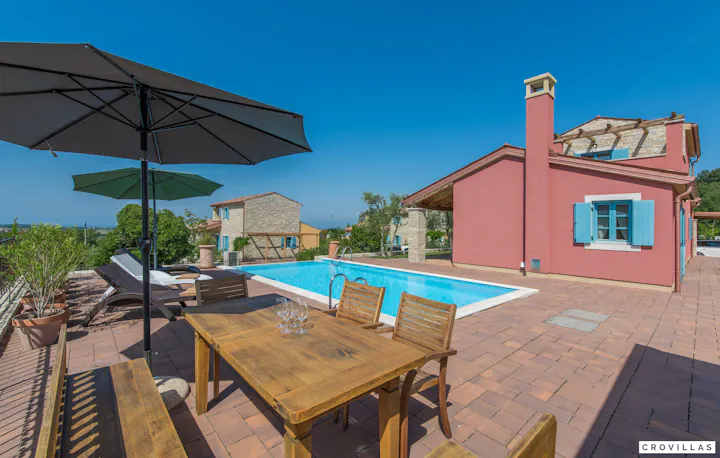 A Greek Garden, Grad Umag, Istria County | Plum Guide