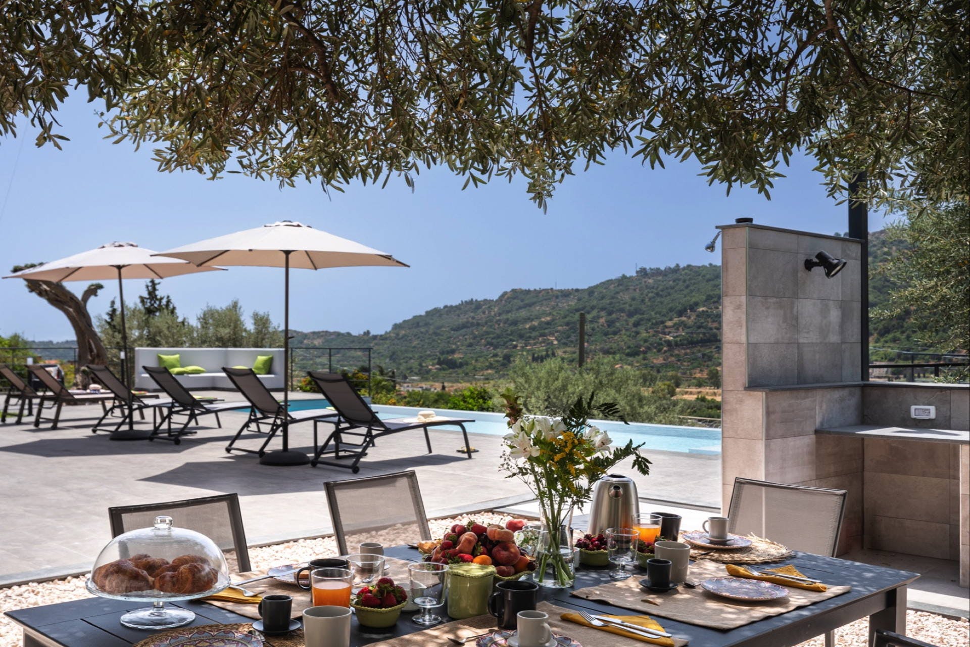 The Mountain's Grace, Messina, Sicily | Plum Guide