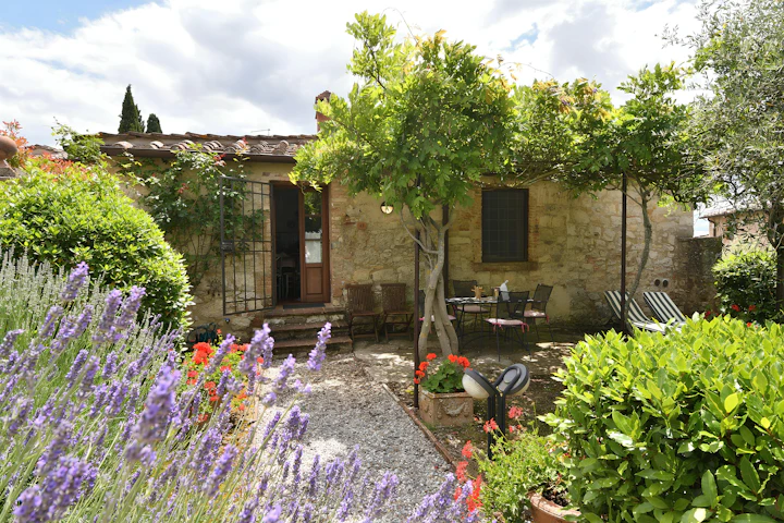Tuscan Whisper, Gaiole in Chianti, Siena | Plum Guide