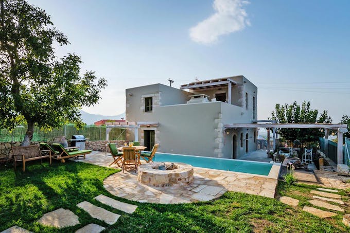 Top Holiday Homes with Hot Tubs in Crete, Greece | Plum Guide