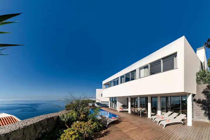 Gleam Of The Sea, Portugal | Plum Guide