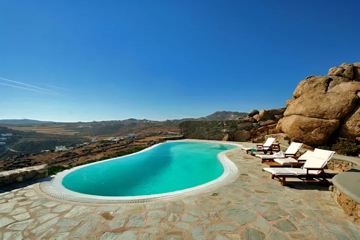 Aegean On The Rocks, Mykonos, Greece | Plum Guide