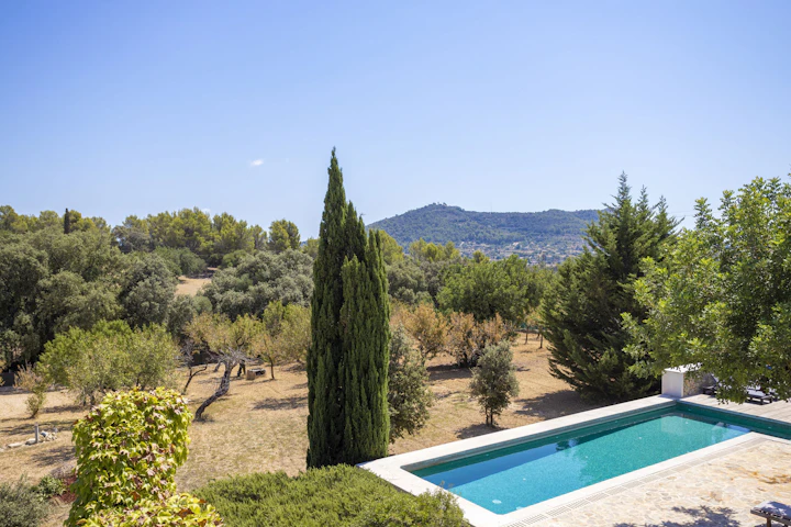 Casa Roja, Selva, Majorca | Plum Guide