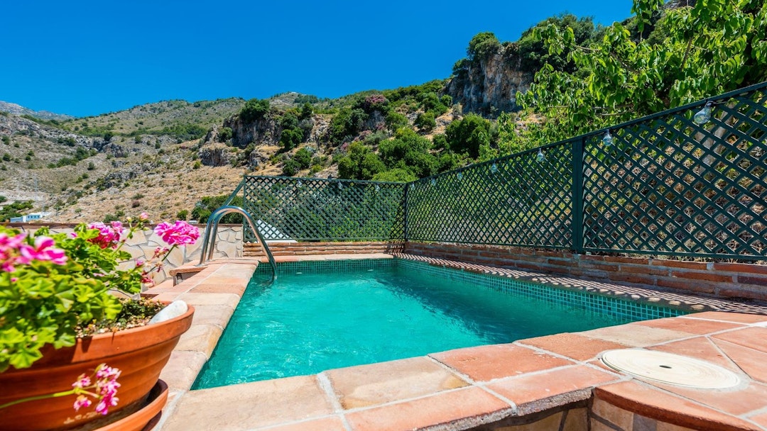 The Safest Areas in Málaga and Where To Avoid | Plum Guide