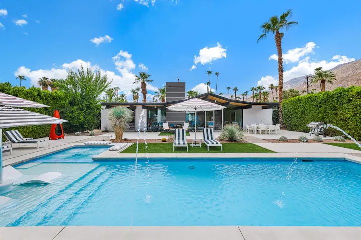 Desert State of Mind, Palm Springs | Plum Guide