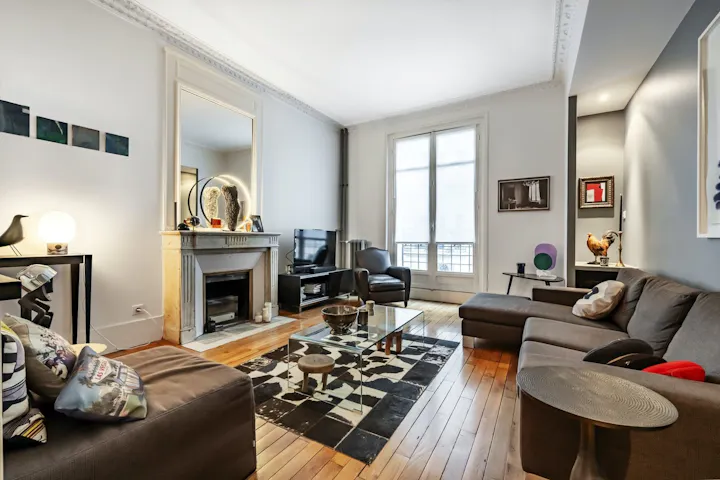 Paris Lights, Ternes, Paris | Plum Guide