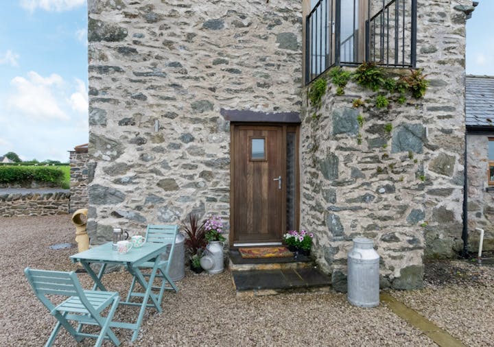 Luxury Accommodation in Llannerch-y-medd | Plum Guide