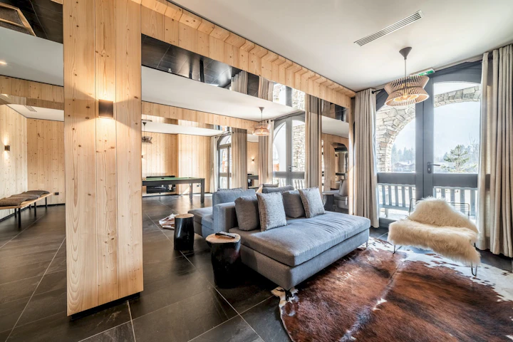 The Champagne Chateau, Chamonix, Magland | Plum Guide