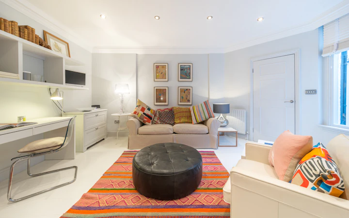 Chelsea Morning, Chelsea, London | Plum Guide