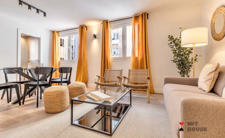 Midas' Song, Madrid, Spain | Plum Guide