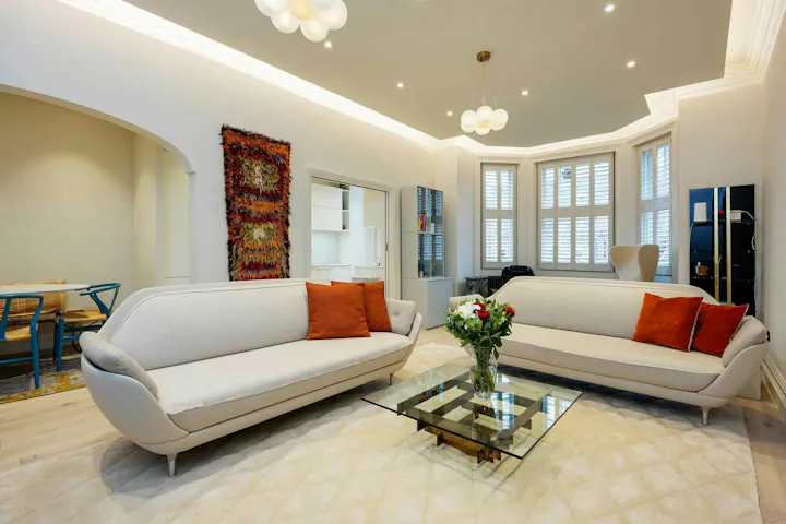 Sloane Style, Belgravia, London | Plum Guide