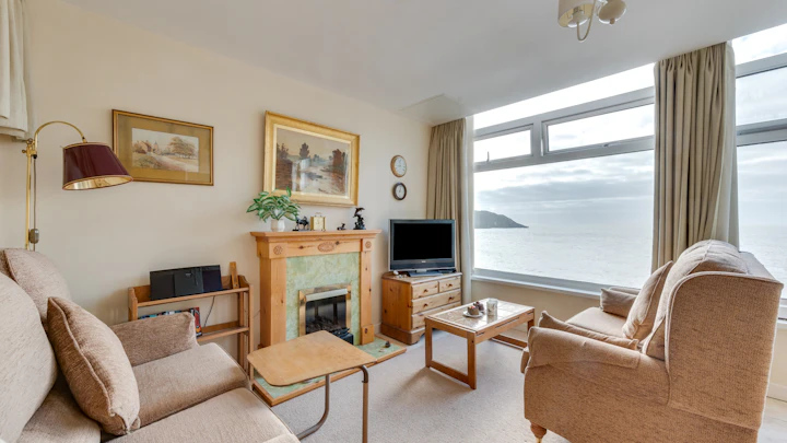 Sea Dreamer, Wales, United Kingdom | Plum Guide