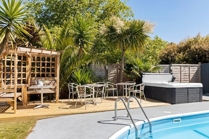 Marstan Villa, Torbay, England | Plum Guide