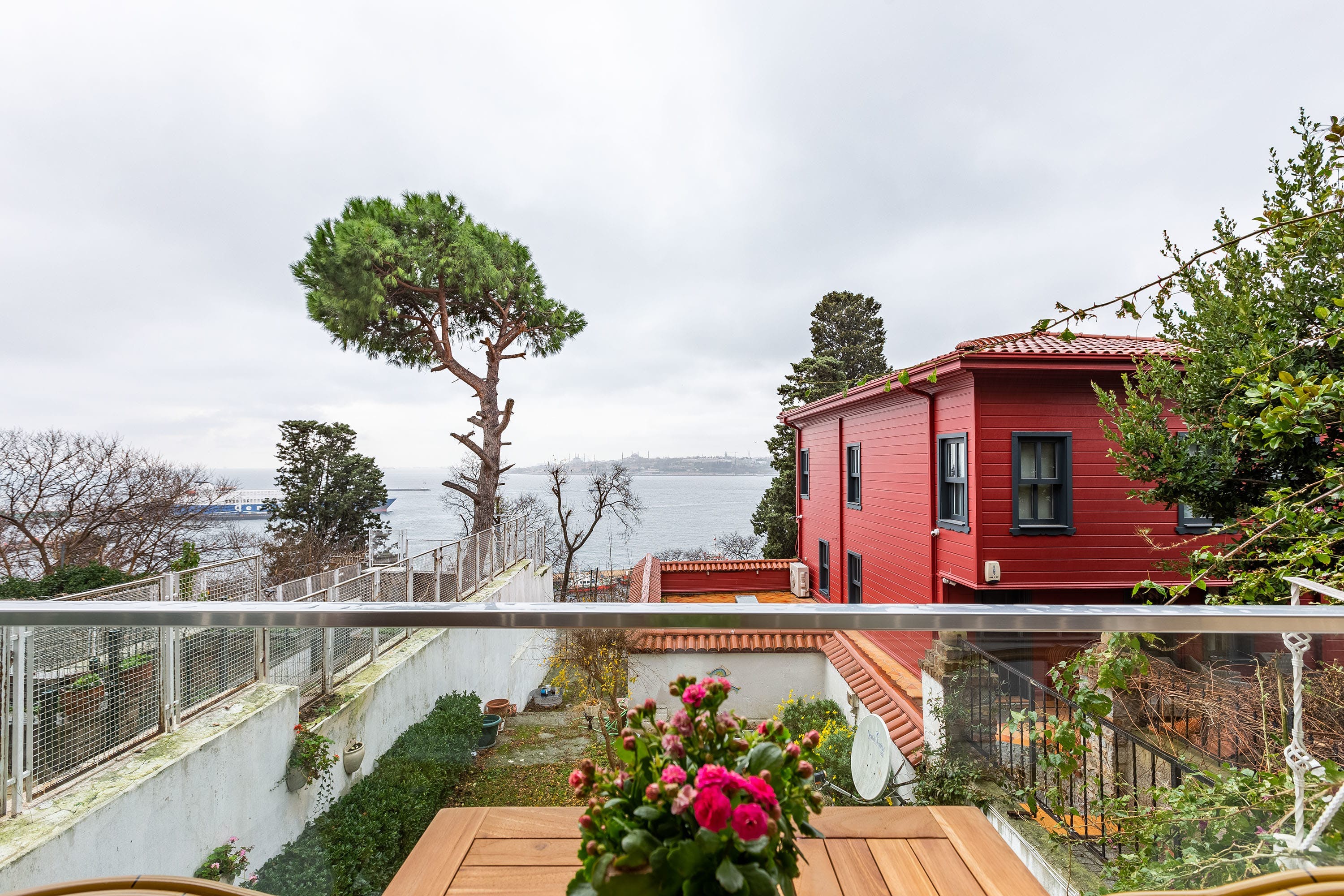 Bosphorus View, İstanbul, Turkey | Plum Guide