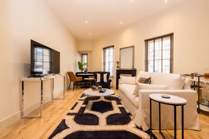 London Muse, Westminster, London | Plum Guide