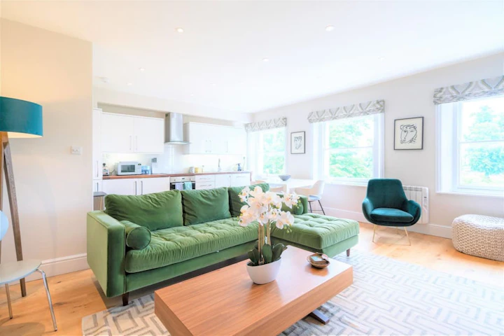 Montpellier Muse, Cheltenham, Gloucestershire | Plum Guide