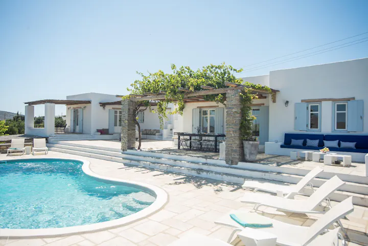 Whitestone Dream, Paros, Greece | Plum Guide