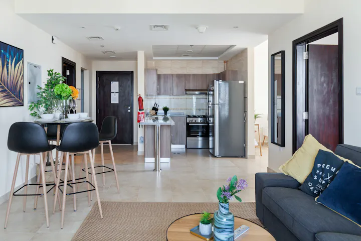 Level Forty-Two, Jumeirah Lake Towers, Dubai | Plum Guide